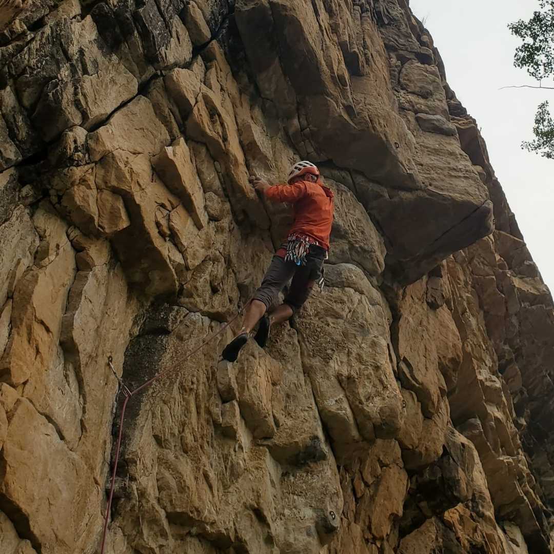 Common Climbing Injuries | Wrist and Hand Pain | North Vancouver | Body ...