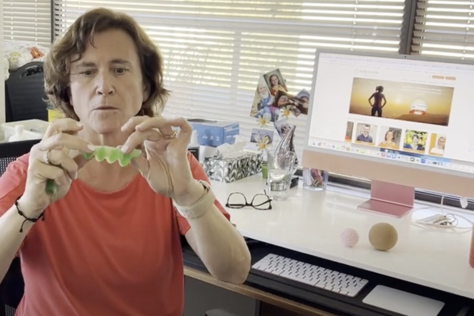 Toe Spreaders to help with reducing Toe Pain as well as improving Toe ...